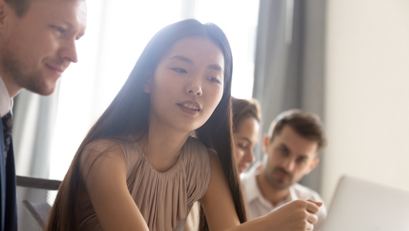 Not half不是連一半都沒有！一文學會4種half的道地用法－戒掉爛英文｜商周