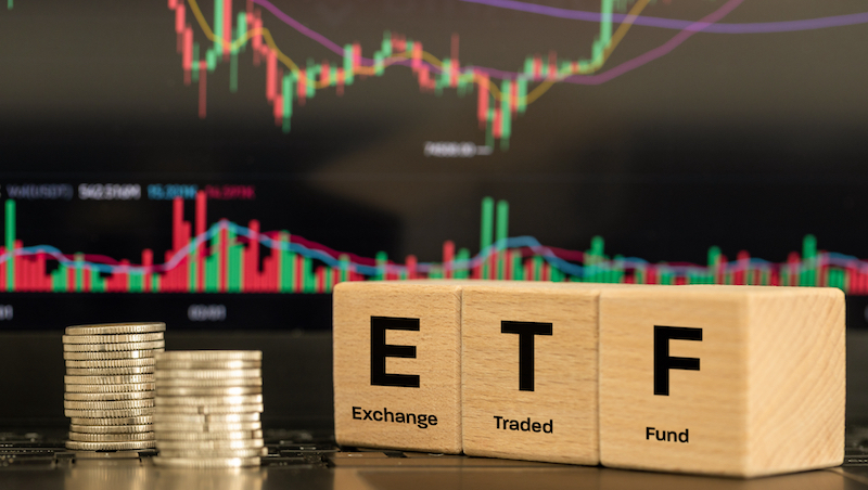 8檔台股ETF大換股！00894狂換13檔、鴻海衝上第二大，00878、00940名單曝光－經濟日報｜商周